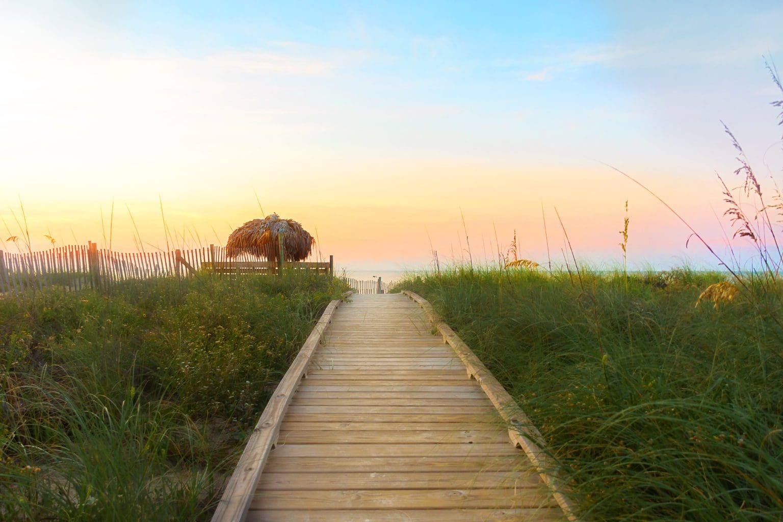 How to Use the Beach Flag Warning System Along the Gulf Coast