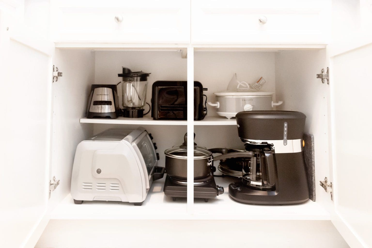 Airbnb Cleaning Checklist: How To Deep Clean And Reset Your Airbnb In ...