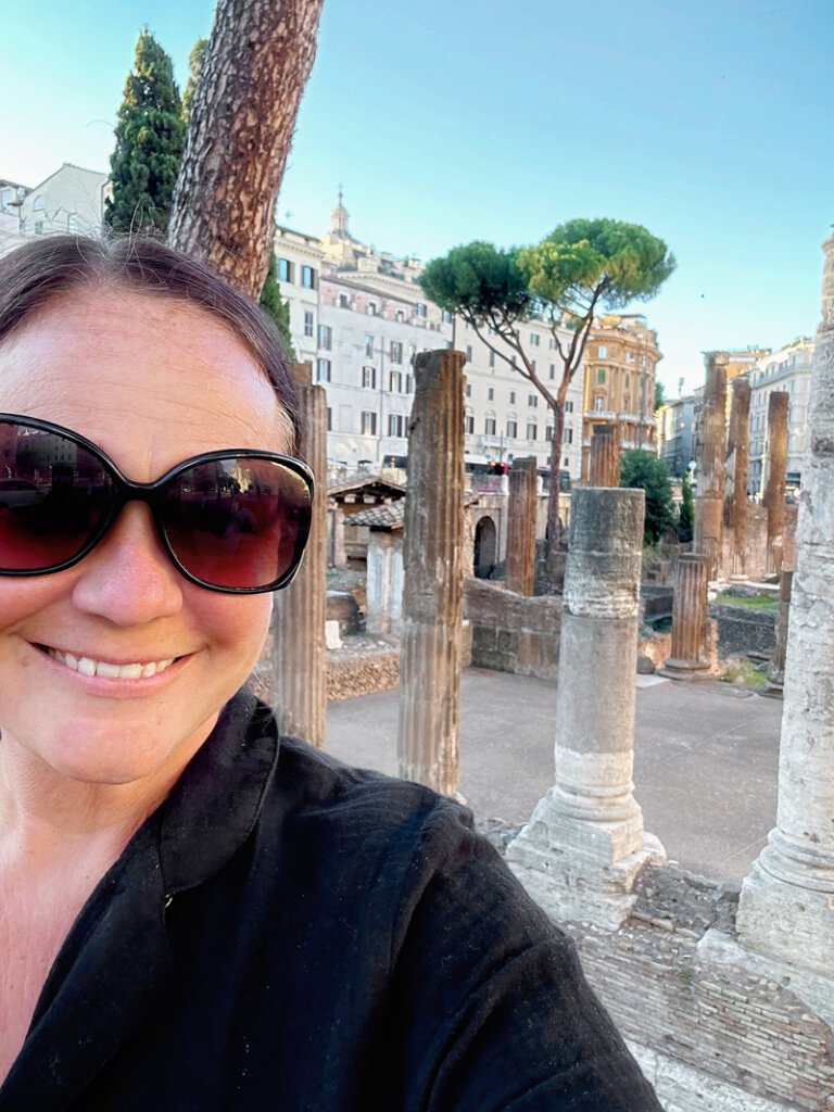 Why Are There Cats In Rome Living In Ancient Ruins?