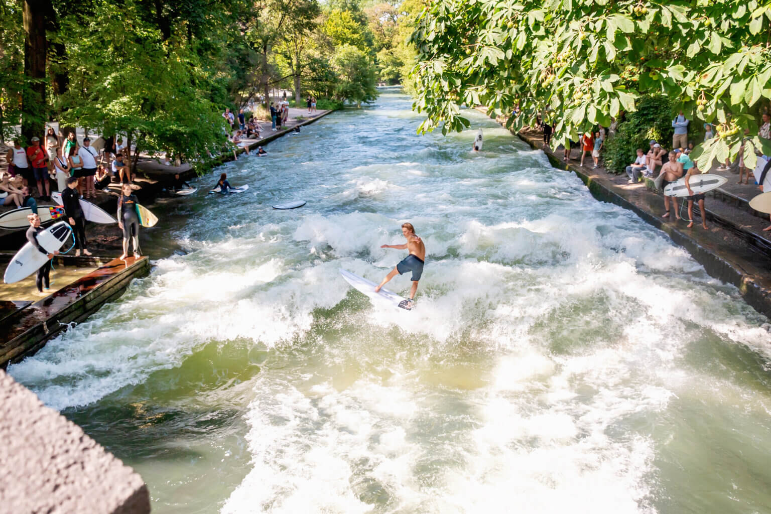 Munich River Surfing: Tours and Tips For Surfing the Eisbach River
